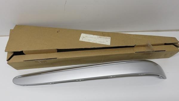 A2118800312 2118800312 W211 Bumperlijst links achter kleur 9744 ...