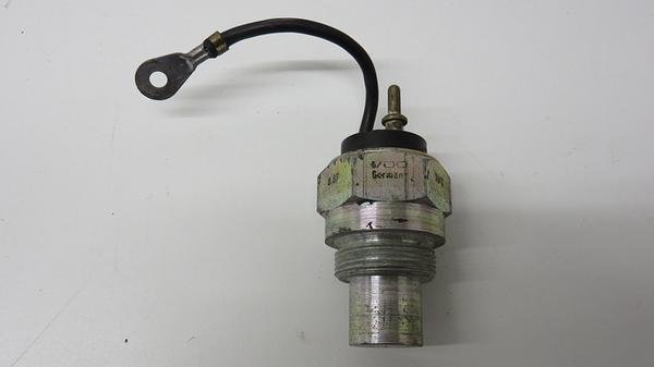 A0035428317 0035428317 OM615 OM616 OM617 W123 NOS Voorgloei gloei ...