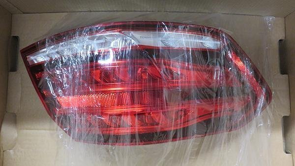 A2129060703 2129060703 W212 Achterlicht Led links sedan ...