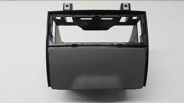 A9066800558 9066800558 Middenconsole geen asbak en plug W906 Sprinter ...