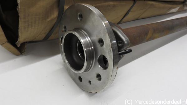 A9063504010 9063504010 W906 Sprinter Steekas Aandrijfas rechts achter ...