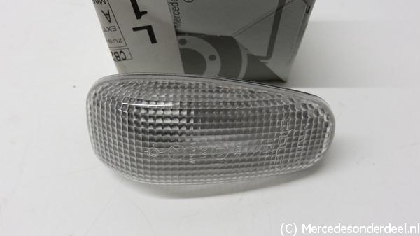 A2028201921 2028201921 R129 W202 Knipperlicht spatscherm wit ...