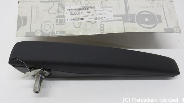 A9079700200 9079700200 9D88 W907 W910 Armsteun Stoel rechts voor Linker ...