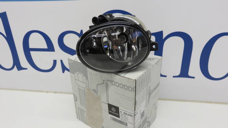 A9068203961 9068203961 W906 Sprinter Mistlicht rechts voor met ...