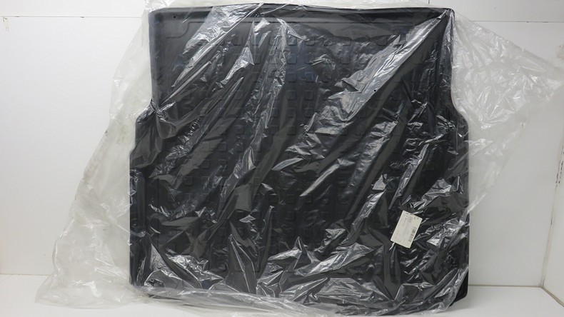 A2058140300 2058140300 W205 C205 Plastic bak mat kofferbak beschermer ...