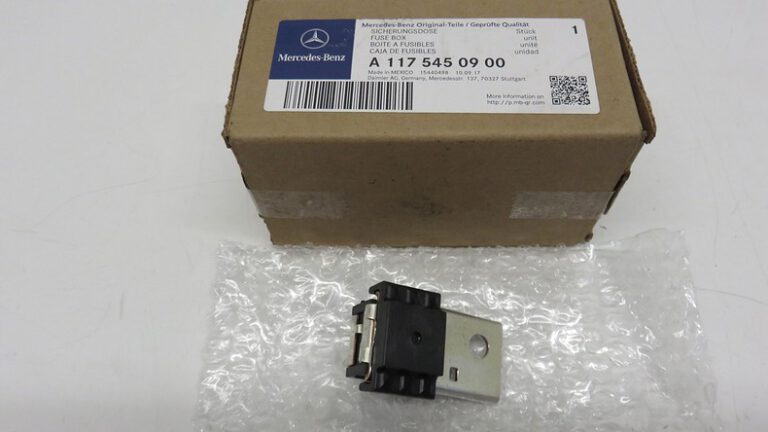 A1175450900 1175450900 W117 CLA Zekering doos - mercedesonderdeel.nl