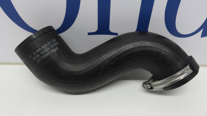 A9065280182 9065280182 OM646 W906 Intercooler slang links onder ...