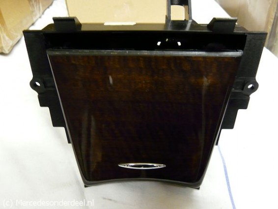 A2116800350 2116800350 W211 S211 Middenconsole opberg bakje eukalyptus ...
